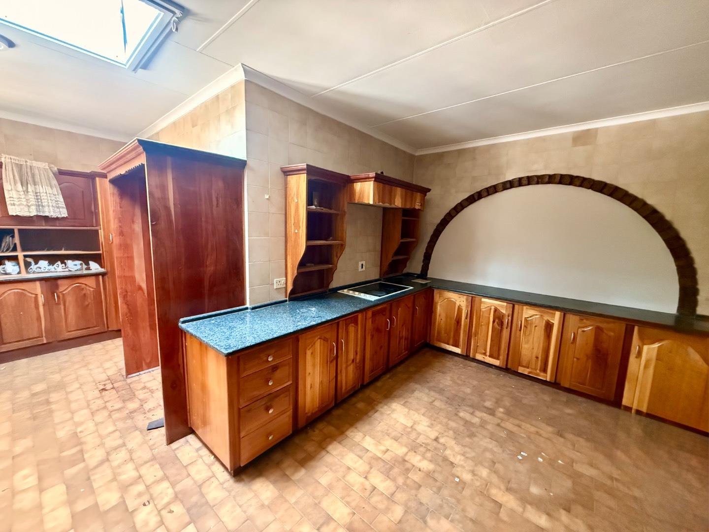 4-Bedroom House to Rent in Rynfield AH with private garden and secure ...