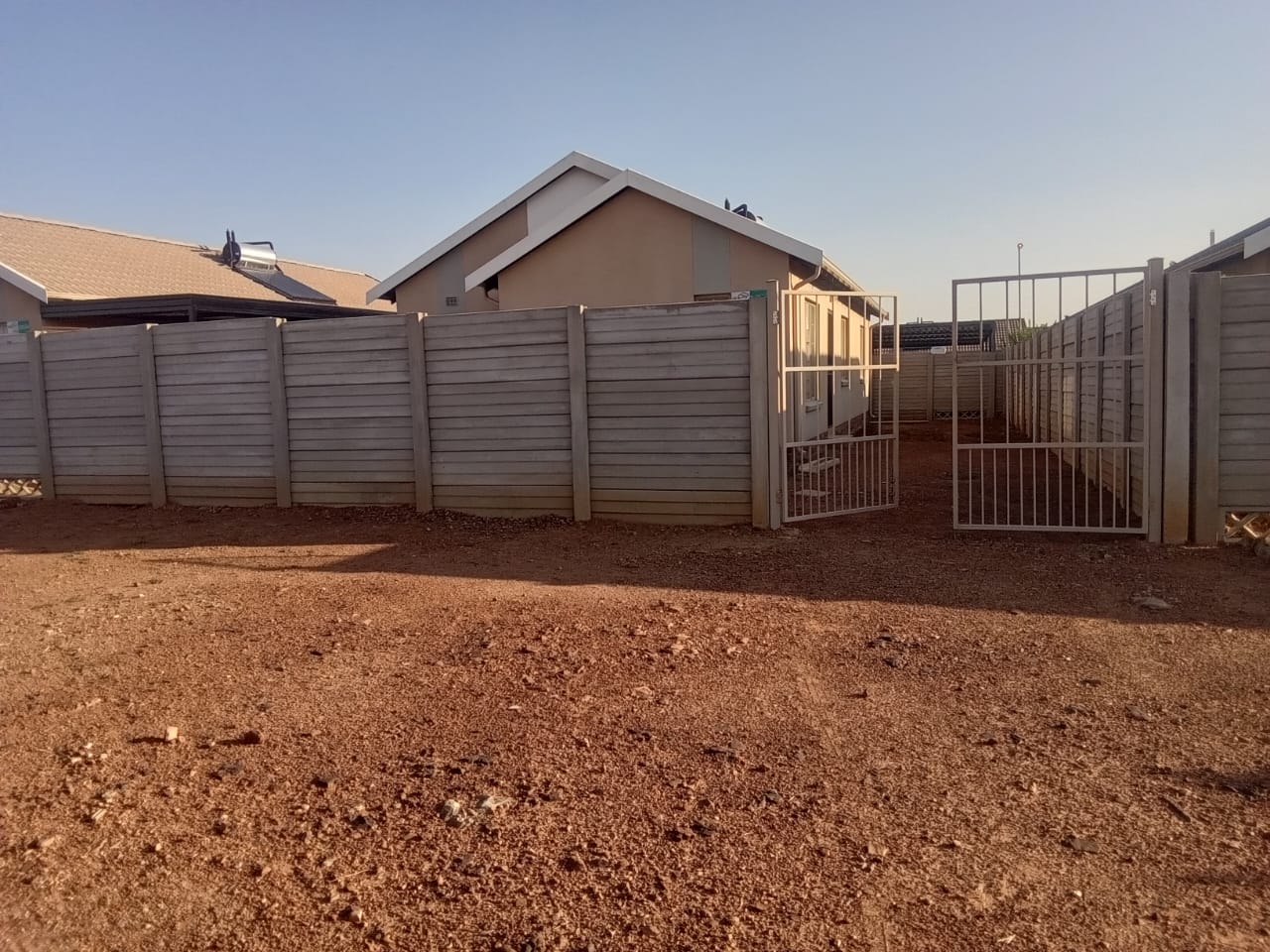 3-Bedroom House for Sale in Palm Ridge with Open Plan Living and En ...