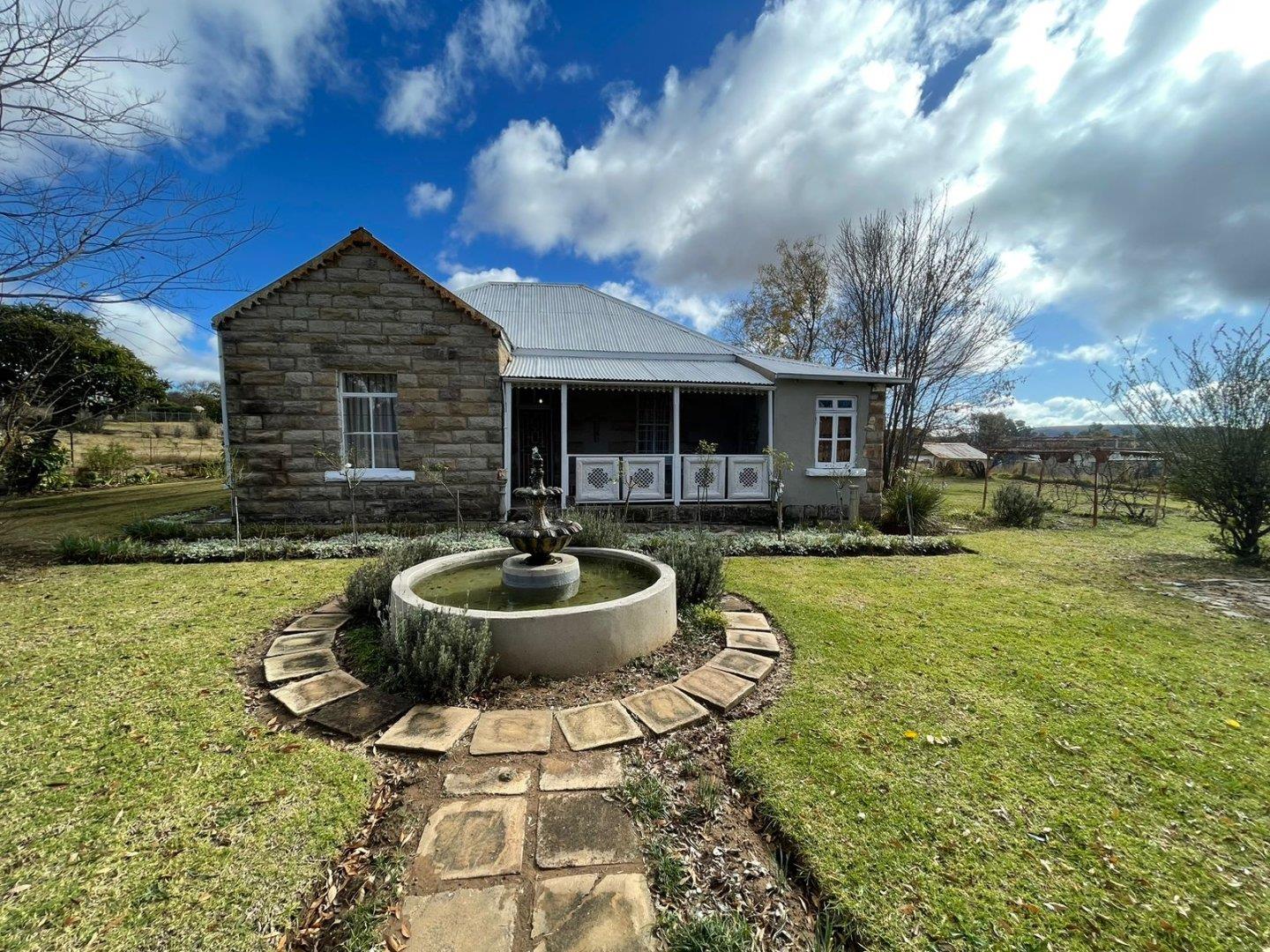 For Sale: House in Paul Roux Central with guest rooms, garden, and ...