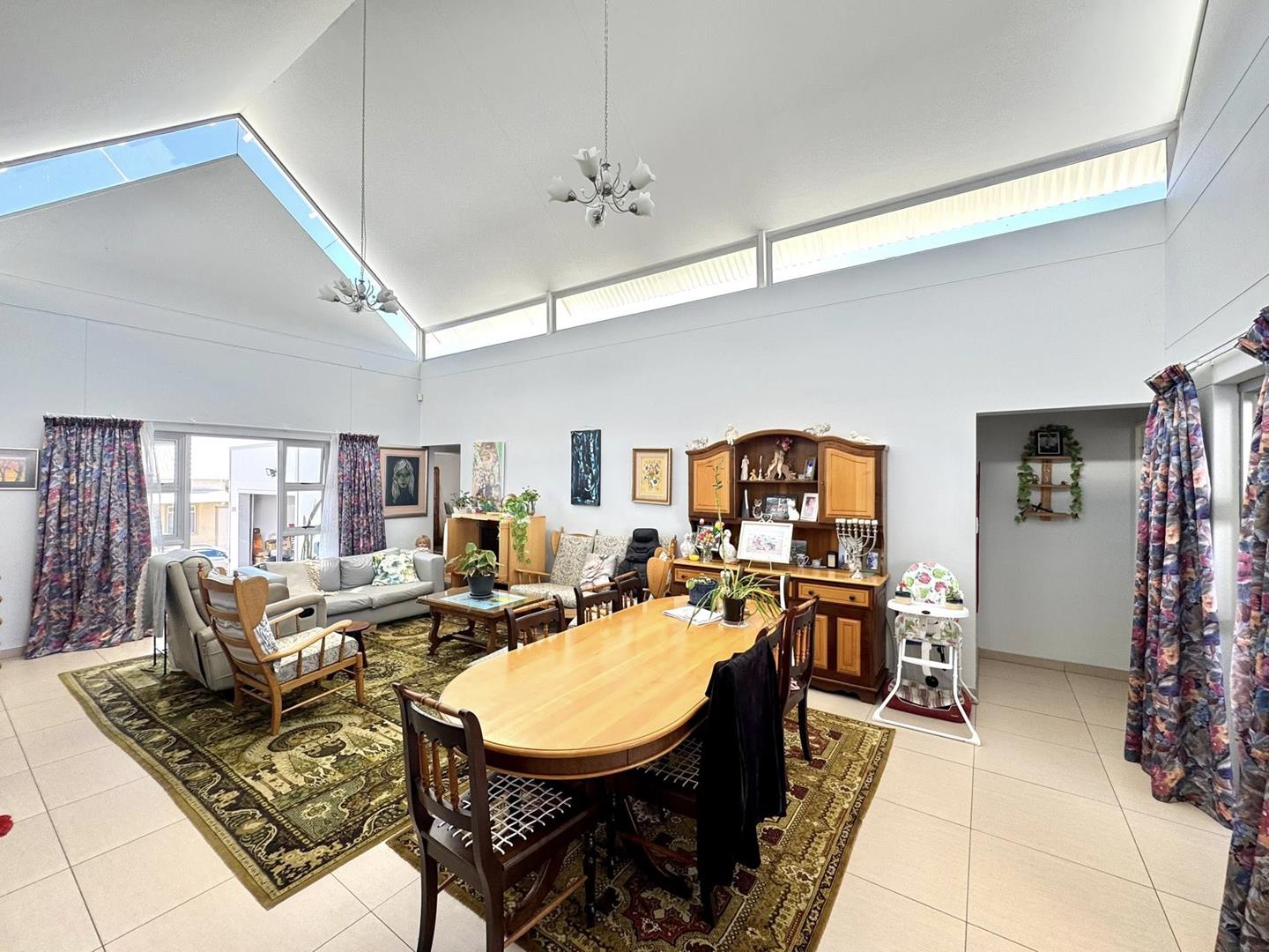 Elisenheim House For Sale: 3 Bedrooms, garden, double garage, and study ...