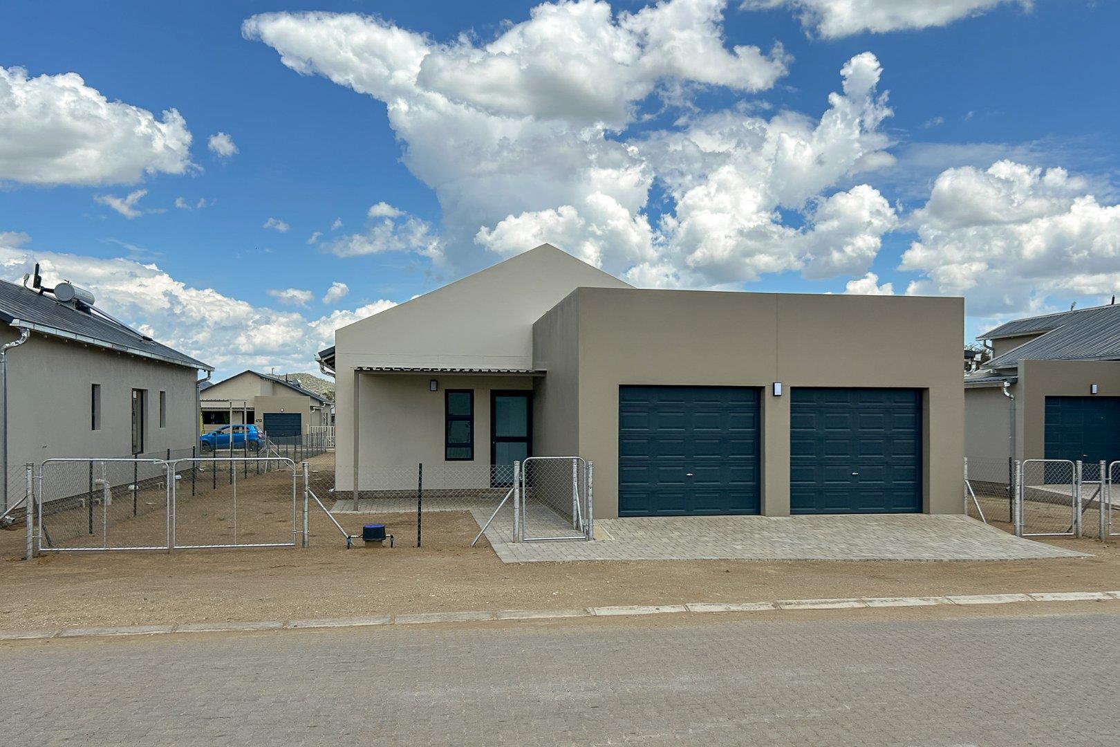 For Sale: House in Osona Village with 4 beds, double garage, solar ...