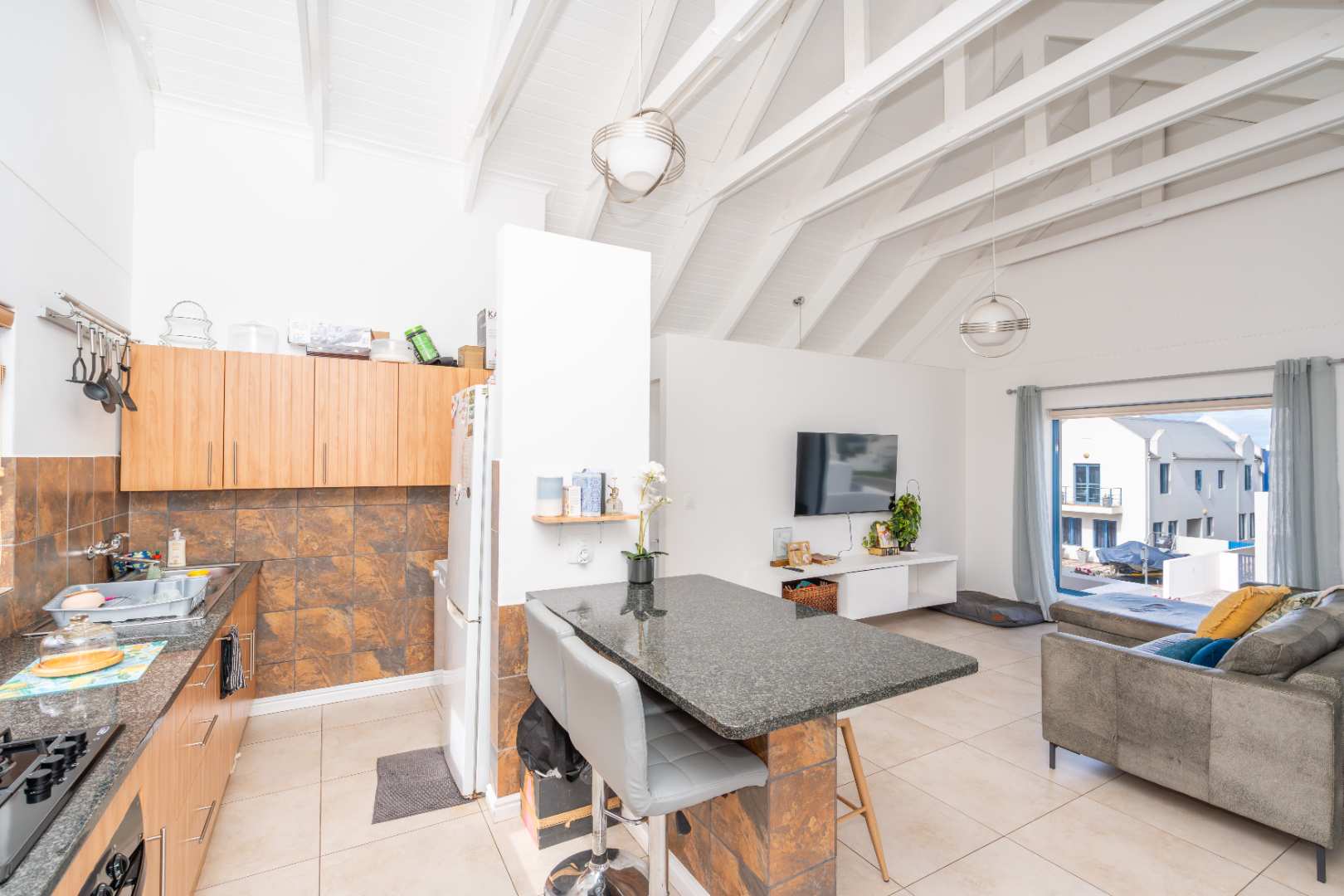 For Sale: House in Blue Lagoon with 3 bedrooms, double garage, and ...