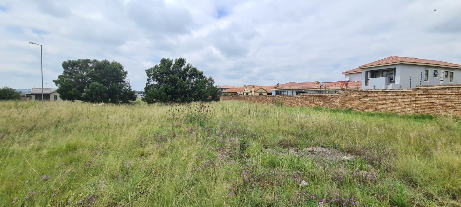 Rayton guide: Property, Estate Agents & News | MyProperty