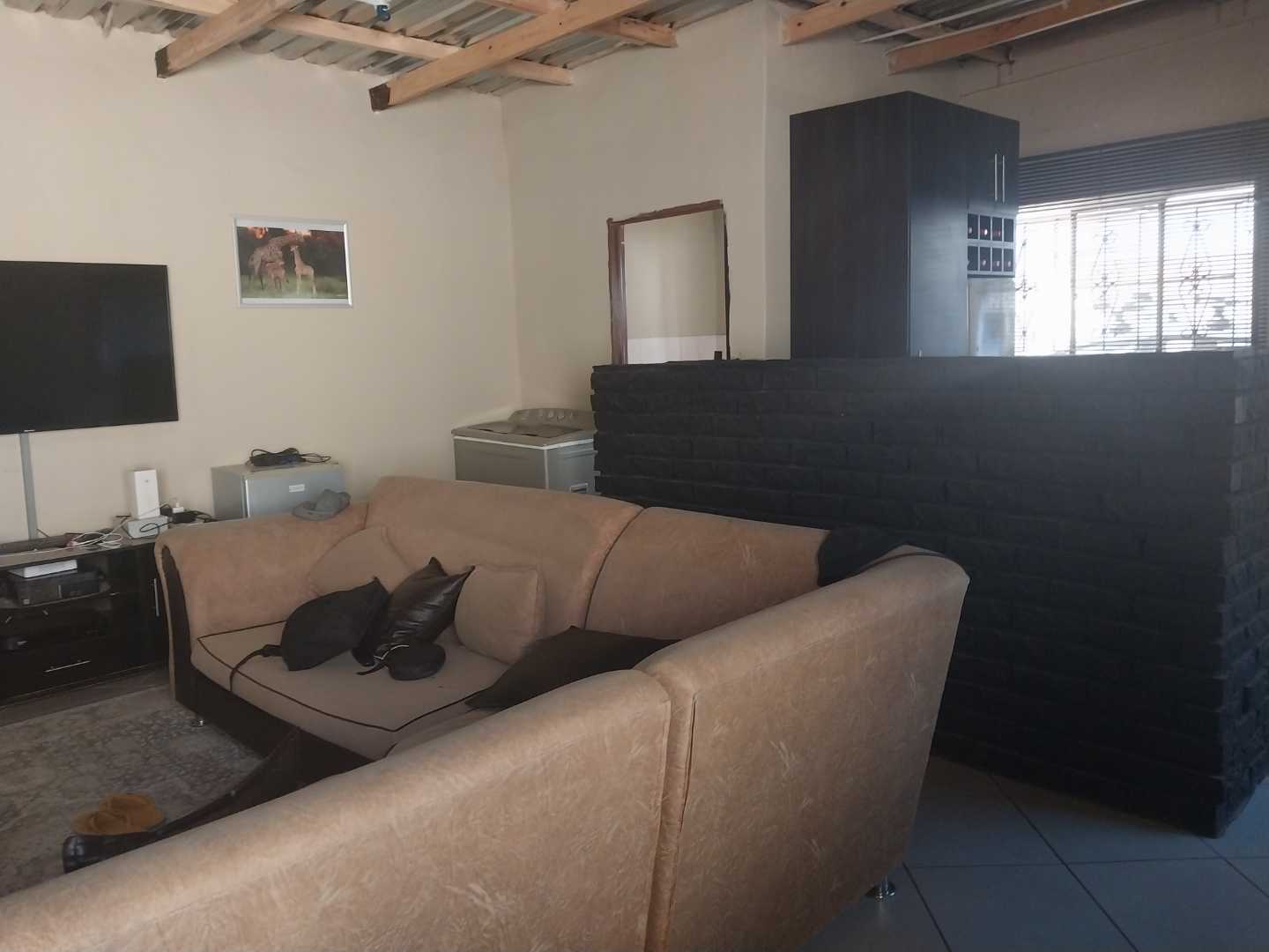 Charming 2 Bedroom House for Sale in Nellmapius Ext 2 #2207340 | MyProperty