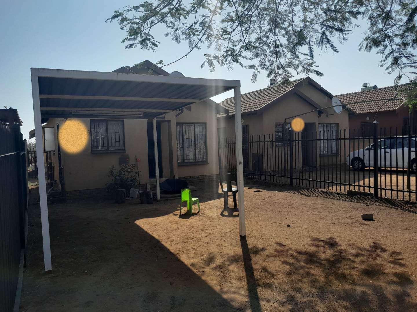 2-Bedroom House in Soshanguve Ext For Sale: Open-plan kitchen, carport ...