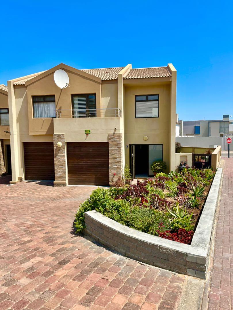 Dolphin Beach Property: property and houses for sale in Dolphin Beach ...