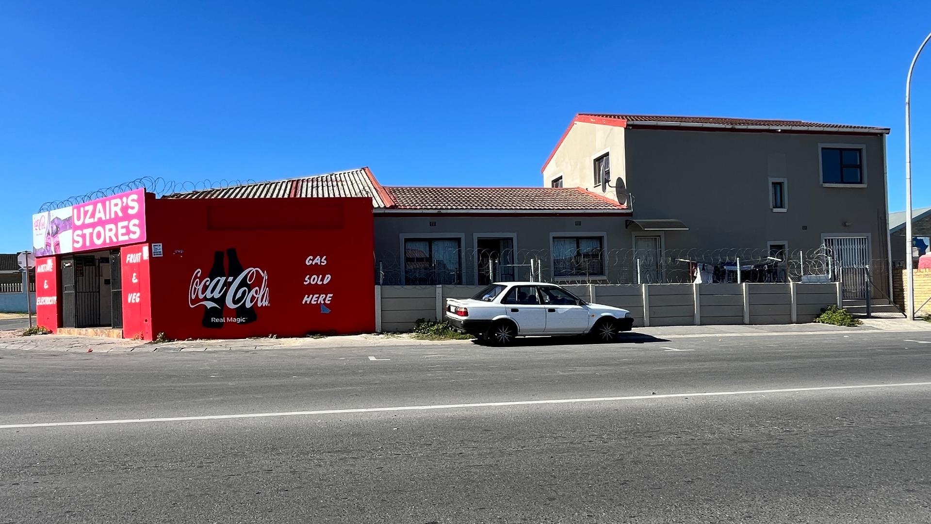 For Sale: House in Malibu Village with rental income, retail space, and ...