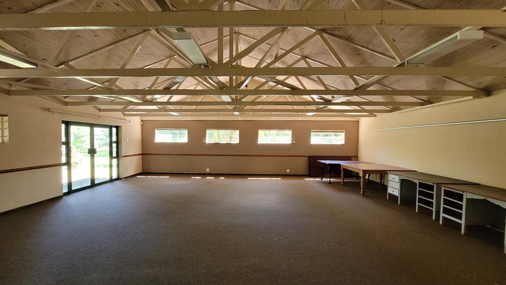 670m² Mixed Use in Kloof Central For Sale POA #2213841