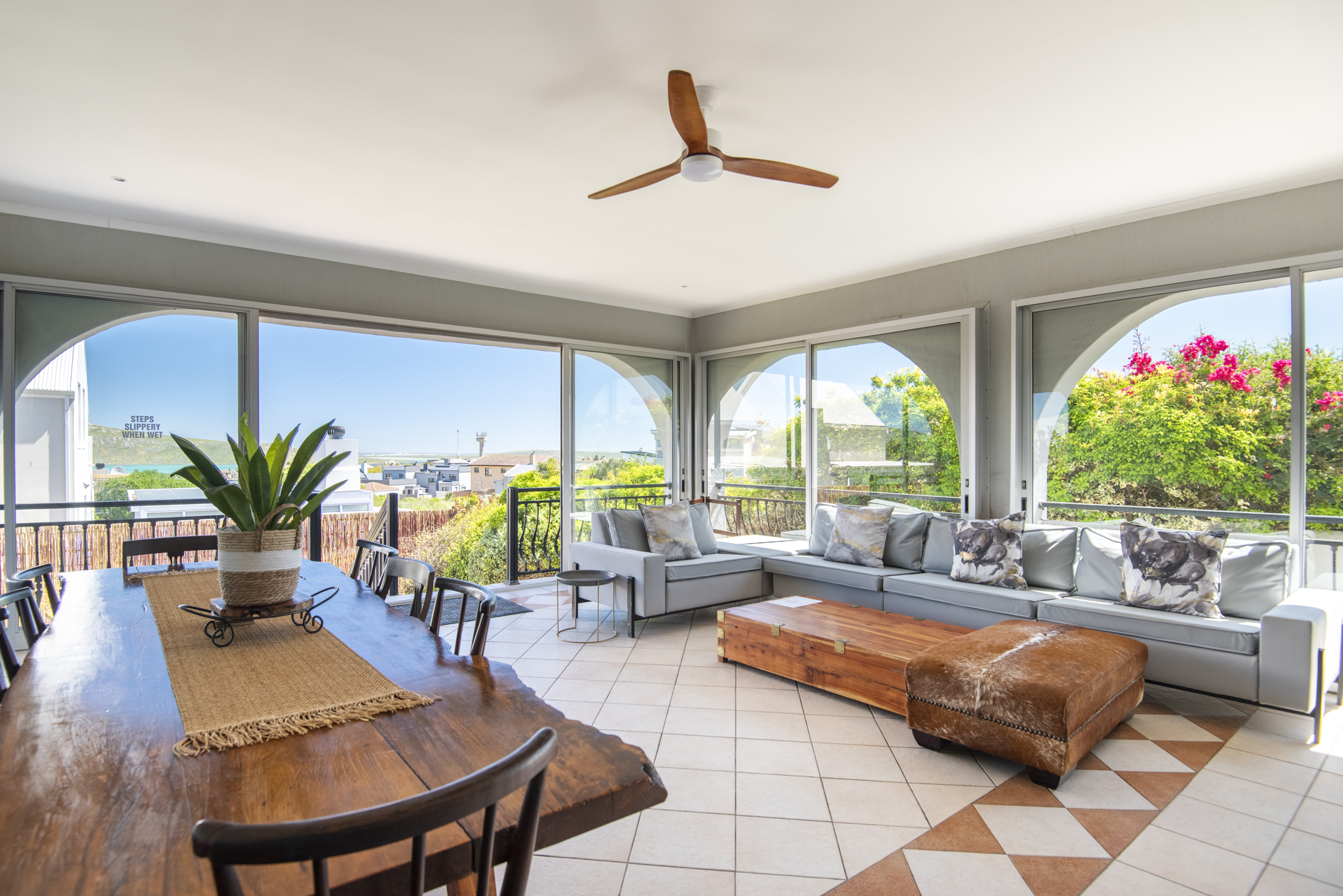 Myburgh Park House For Sale: Spacious living, braai room, double garage ...