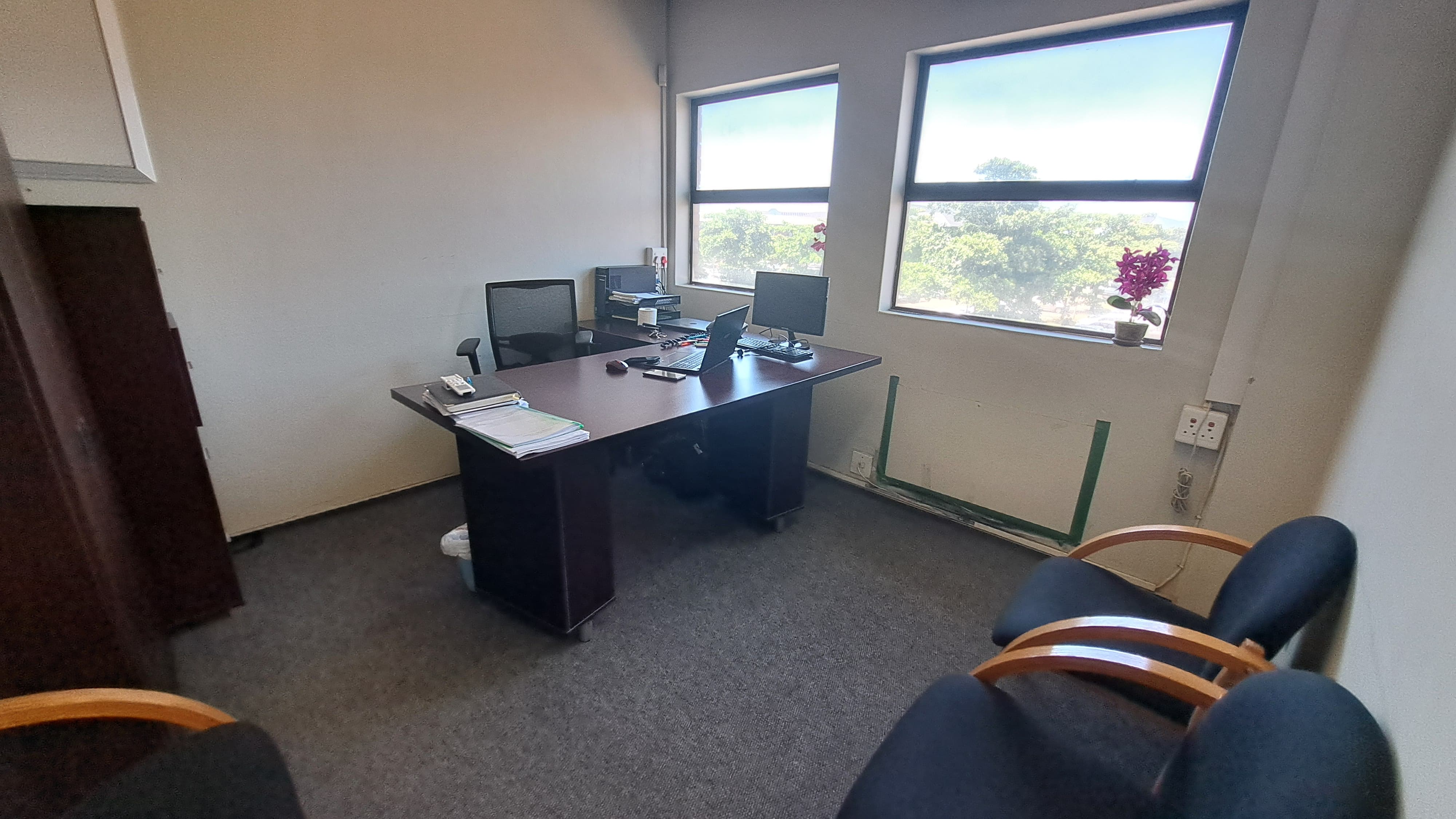 125 m² Office for Sale in Richards Bay Central with private offices and ...