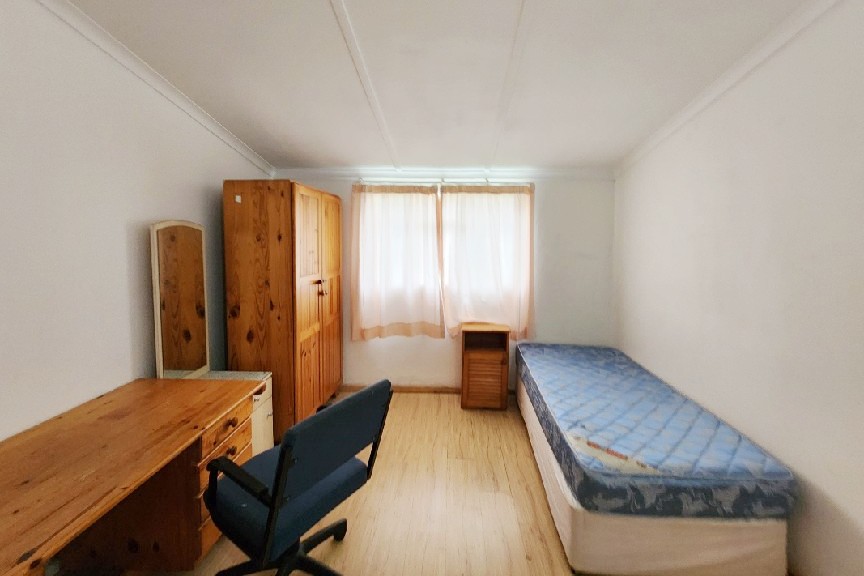 1-Bedroom Apartment in Summerstrand To Rent, includes utilities, secure ...