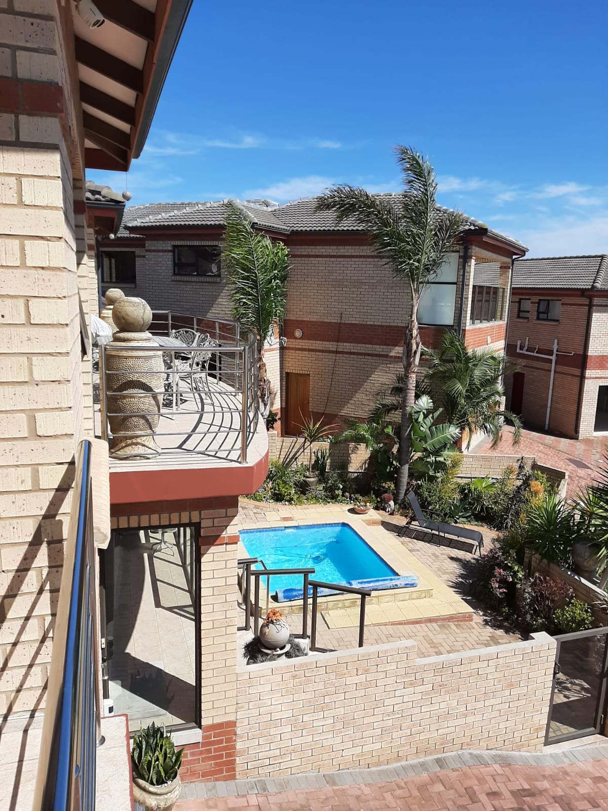 Wavecrest House For Sale: 3 beds, pool, panoramic views, security ...