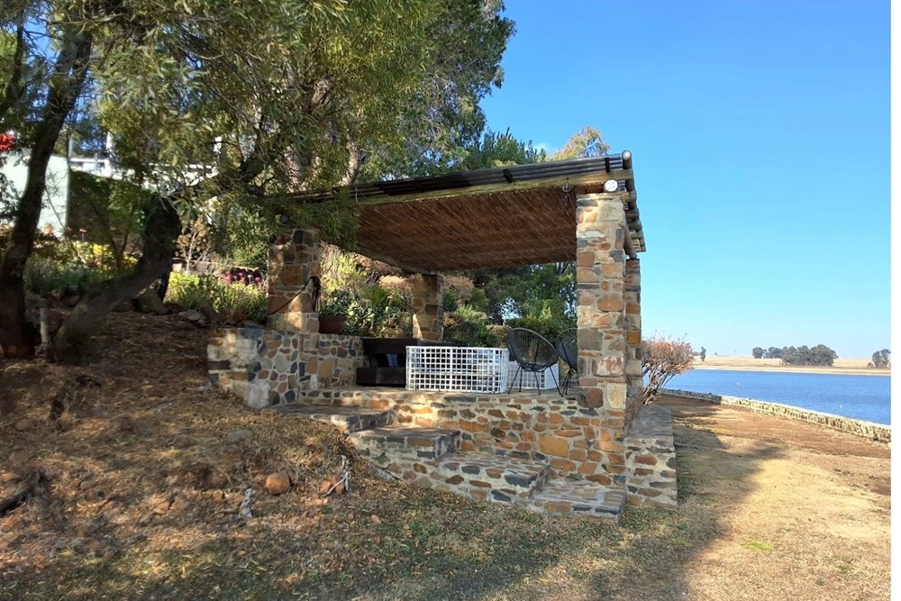 Boschenvaal River Front Lodges Apartment For Sale: Waterfront access ...