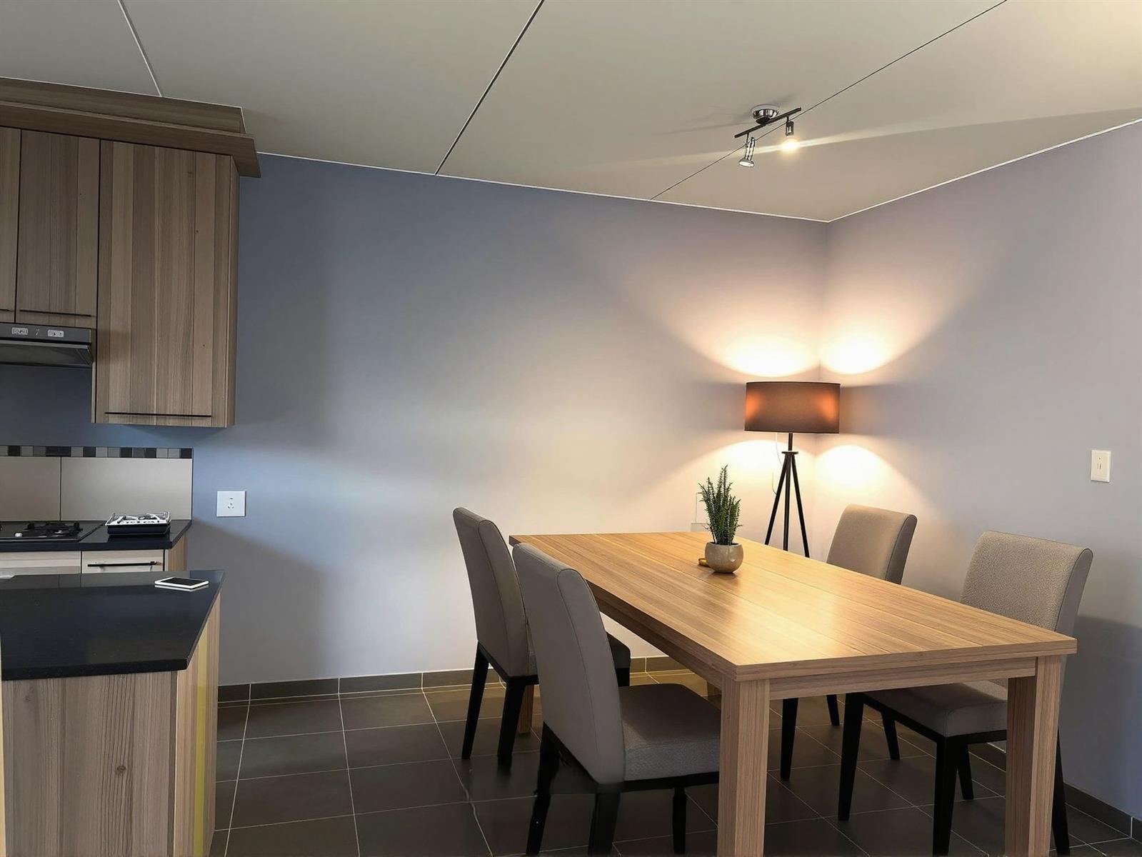 Honeydew Grove Apartment For Sale: 3 Bedrooms, private garden, communal ...