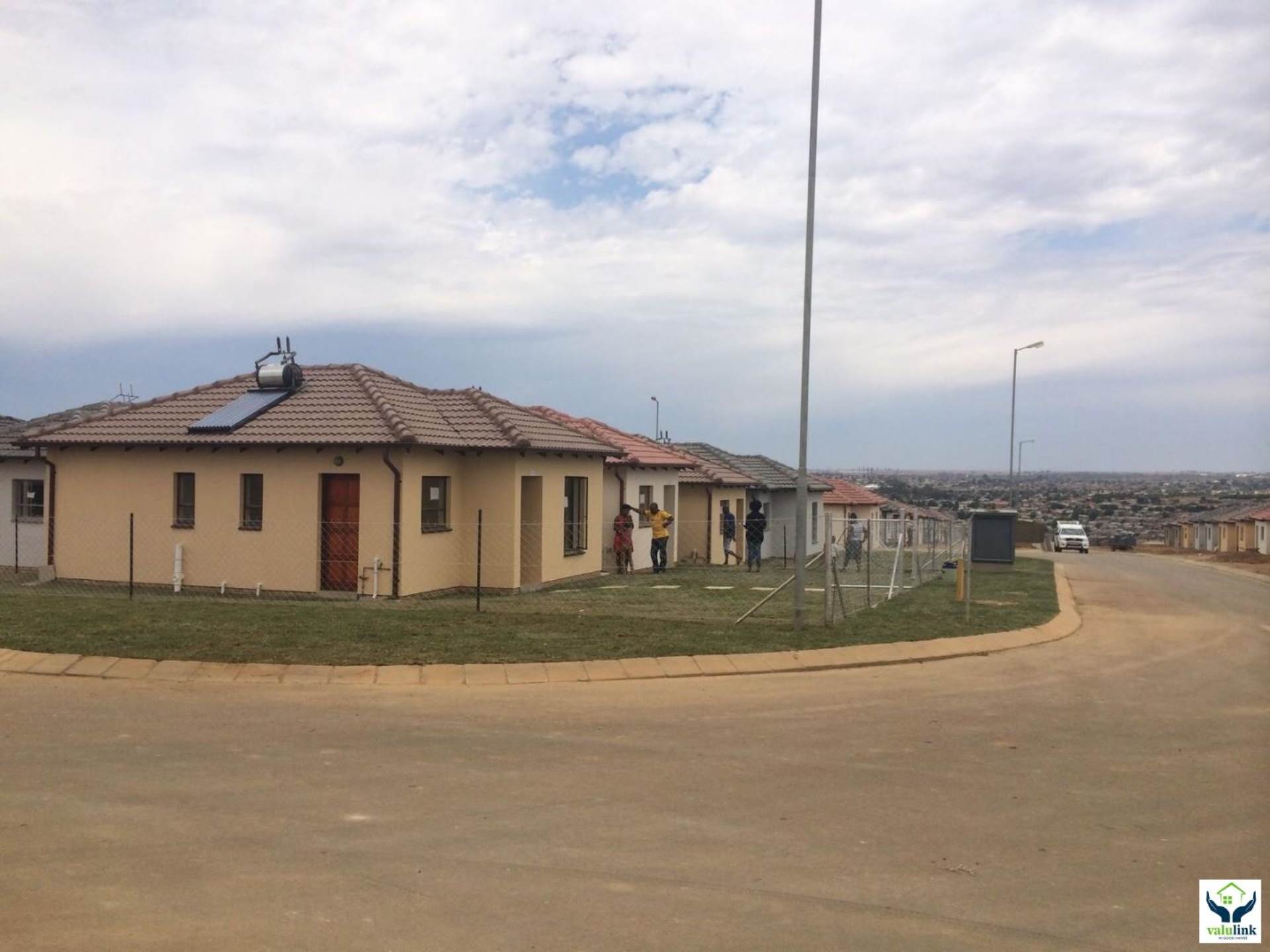 House For Sale in Clayville Ext 45, MIDRAND for R 415 320 | # 1083935