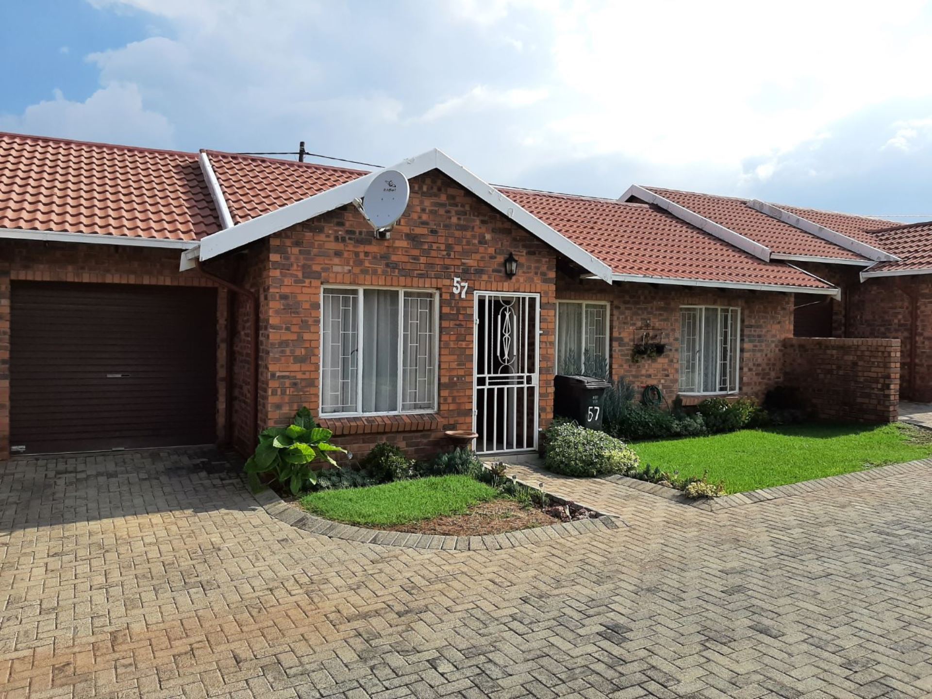 Groblerpark, Roodepoort properties and houses to rent: 1 to 1 of 1 ...