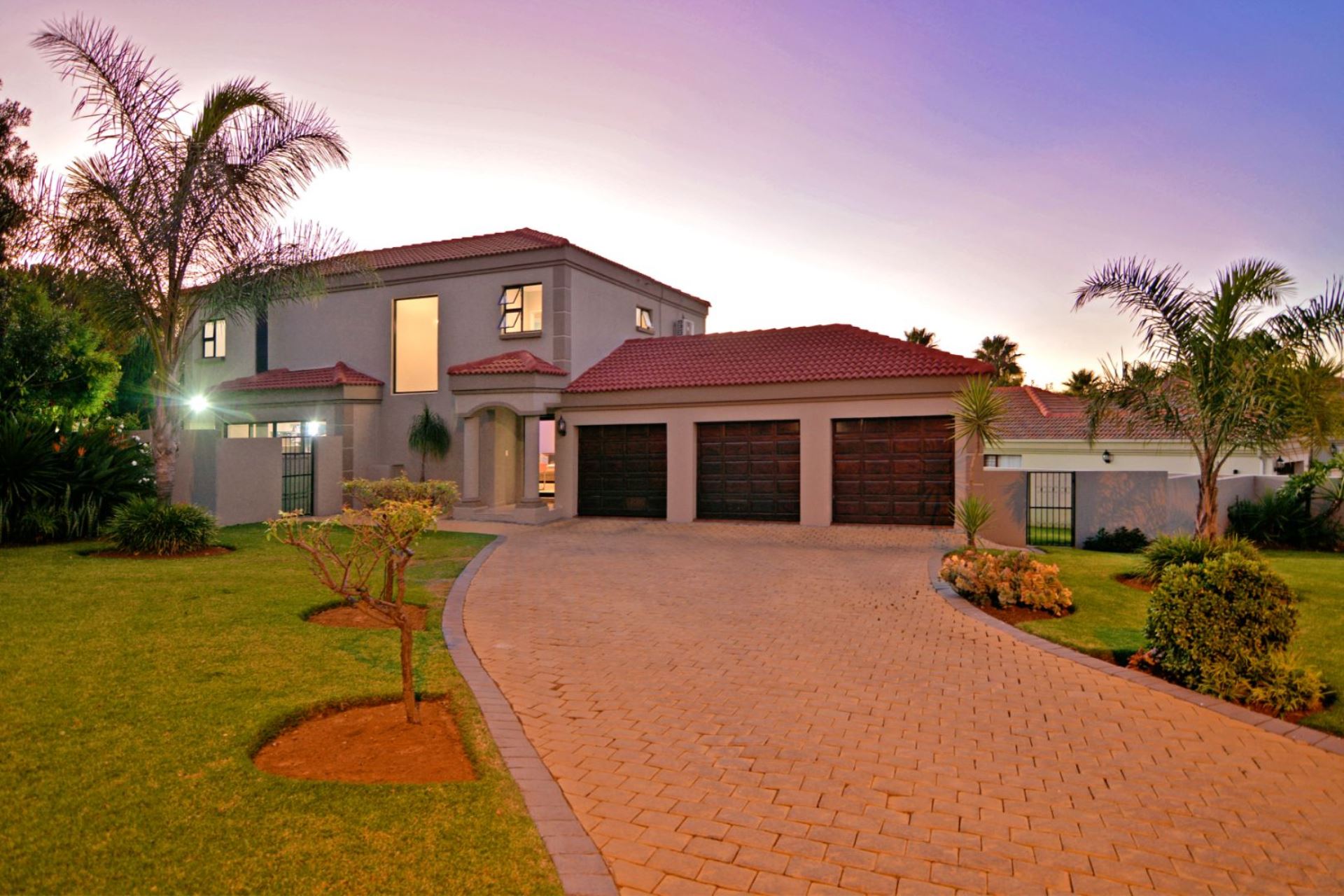 Property and houses for sale and rent in Ruimsig Country Estate ...