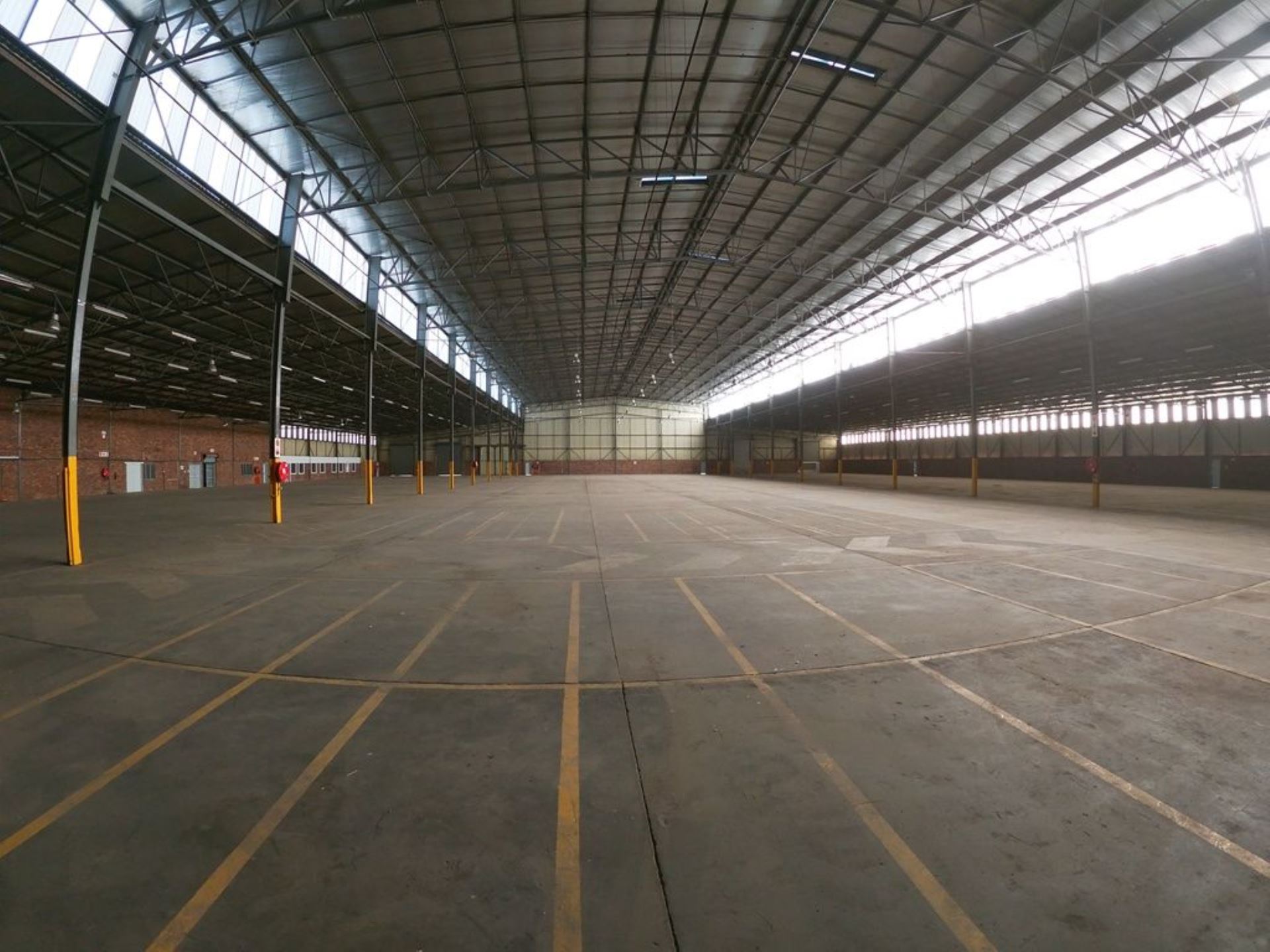 Spartan, Kempton Park properties and houses for sale: 1 to 17 of 17 ...